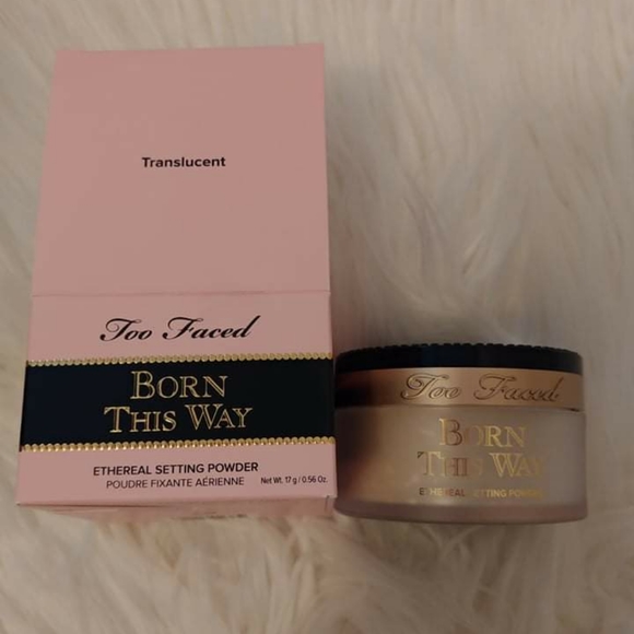 Too Faced | Makeup | Firm Nwt Too Faced Born This Way Setting Powder ...